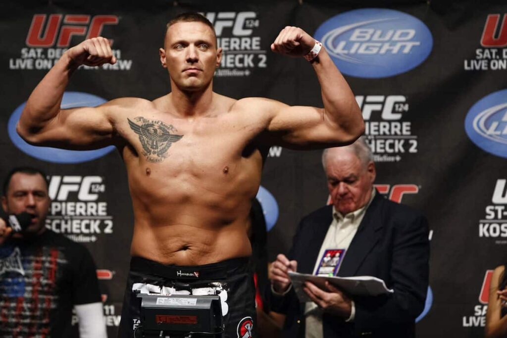10 UFC Fighters Who Arrived Late to MMA